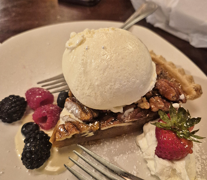 Pie &agrave; la mode that doesn't just end your meal&mdash;it provides the kind of sweet closure therapists charge $200 an hour to achieve.