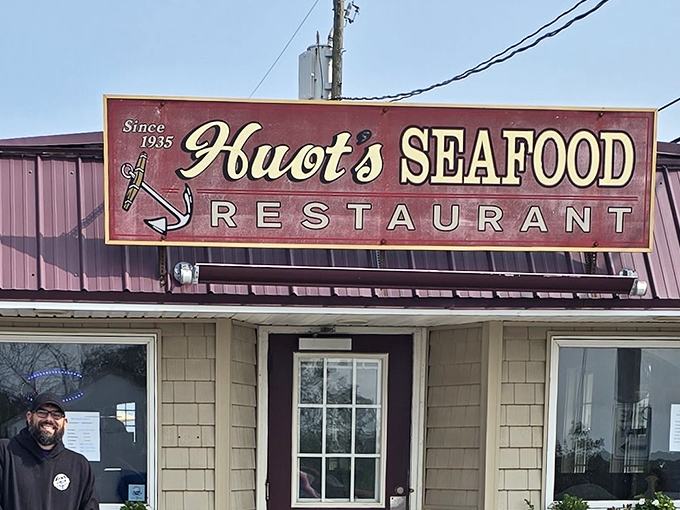 Since 1935, this sign has been guiding hungry travelers to seafood salvation. Some traditions are worth preserving.