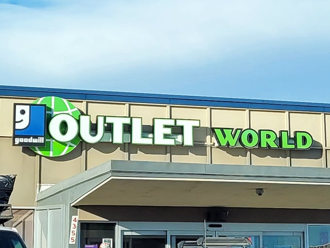 The beacon that calls to bargain hunters throughout Denver. Like a green lighthouse guiding ships to shore, this sign promises adventure for the thrifty soul.