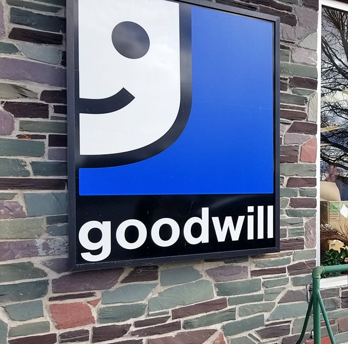 That iconic smiling "g" logo—a beacon of hope, sustainability, and the thrill of the hunt for Vermont bargain seekers.