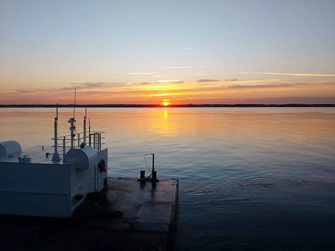 Sunsets at Fox Point turn the Delaware River into liquid gold. Nature's grand finale each day proves better than any special effect Hollywood could dream up.