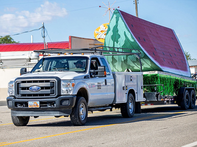When your town mascot needs to hit the road for a parade, you don't just drive it&mdash;you give it the royal treatment.