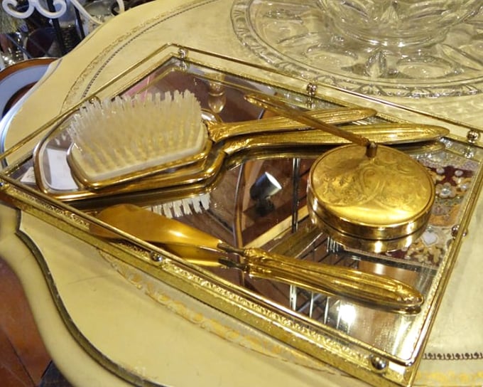 Vanity sets like this weren't just functional—they were daily rituals. Morning routines had a golden age before three-minute TikTok makeup tutorials.