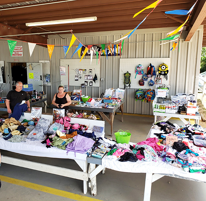 Bargain hunter's paradise in full swing! Tables laden with everyday treasures prove that one person's "I don't need this anymore" is another's "I've been looking everywhere!"