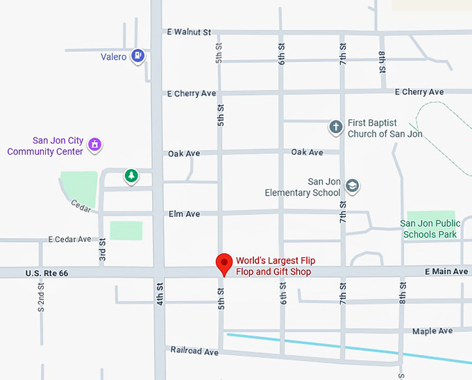 16. world's largest flip flop and gift shop map