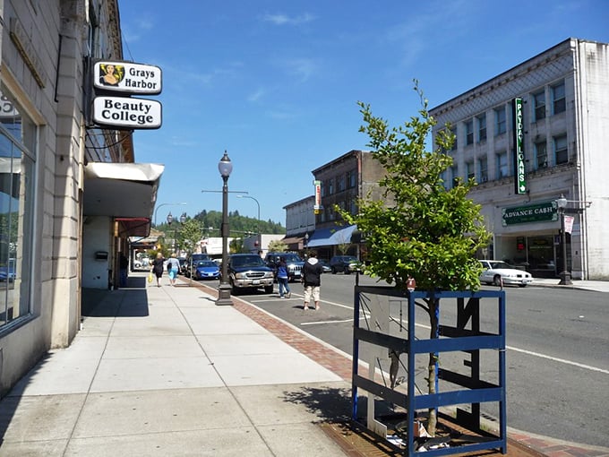 Look at that Beauty College sign! Aberdeen's main street feels like stepping into a time machine where your dollar still buys more than a gumball.