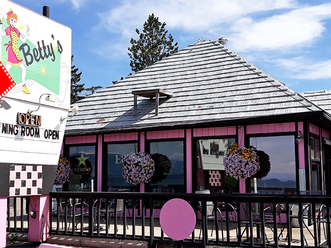Pink paradise alert! This retro diner with its checkerboard trim looks like it was plucked straight from a 1950s postcard.