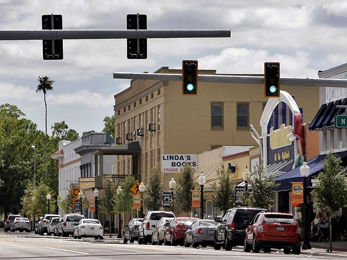 Downtown Sebring's circular design welcomes visitors with its charming storefronts and small-town appeal. Linda's Books stands ready for browsers seeking literary treasures.