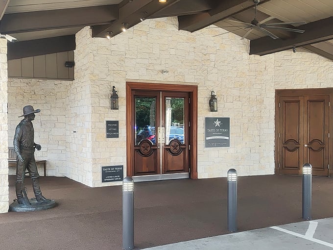 That welcoming entrance tells you everything: honest Texas hospitality meets seriously good beef in one beautiful spot.