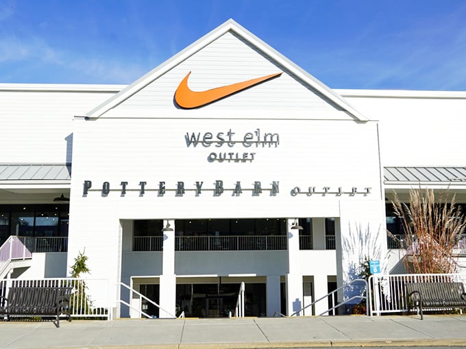 Nike swoosh and Pottery Barn in one spot? Tanger Outlets Lancaster is where brand-name heaven meets your bargain-hunting dreams.