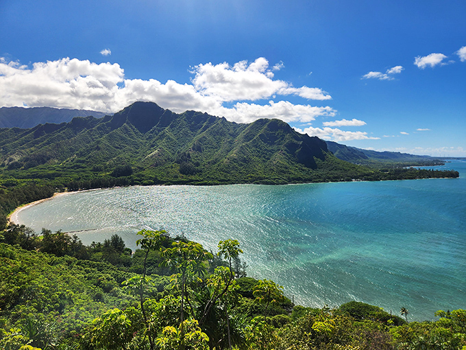 The breathtaking Kahana Bay view, where emerald mountains meet turquoise waters. Mother Nature showing off her favorite color palette!