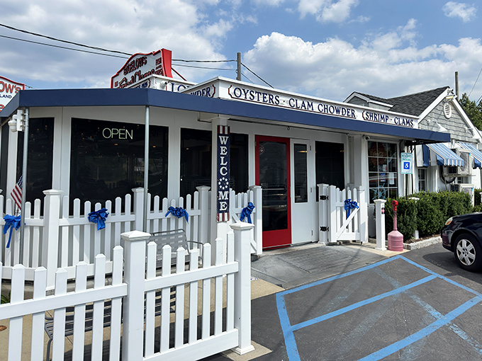Behind that charming white picket fence awaits seafood so fresh, you'll wonder why you ever drove past before.
