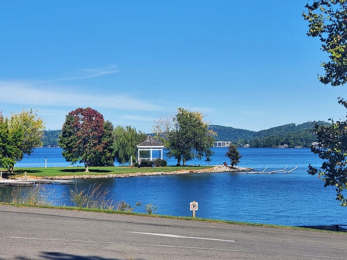 Lakeside serenity at its finest! Claytor Lake's pristine waters reflect the Blue Ridge mountains like nature's own Instagram filter.