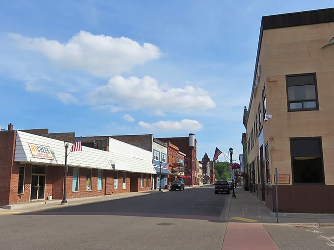 Wide streets and classic architecture create a downtown where parking is easy and your retirement budget stays happier.