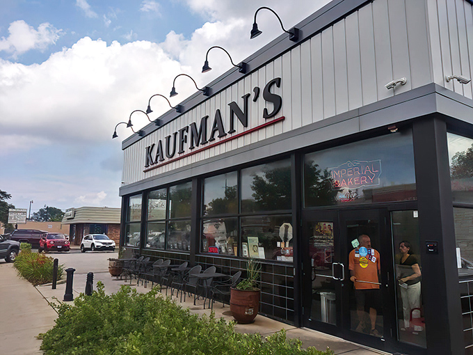 Those bushes aren't just for show &ndash; they're celebrating the sunshine that is their pastrami on rye.