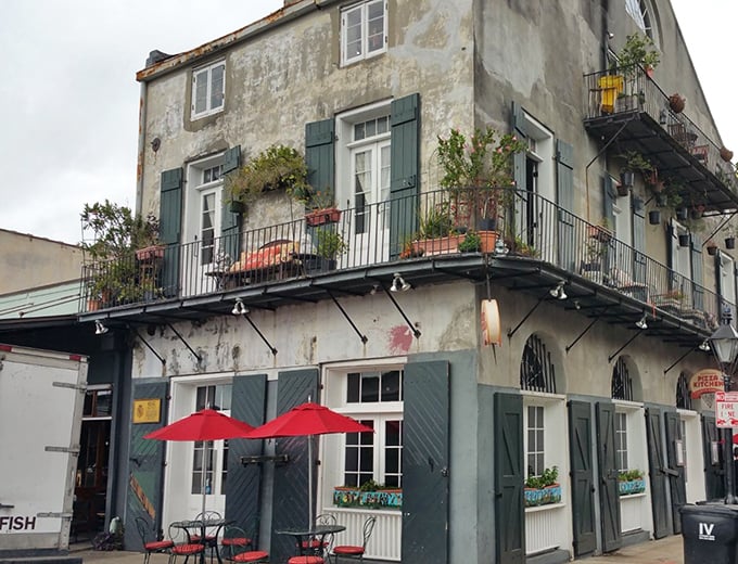 Old-world architecture meets pizza perfection &ndash; this French Quarter gem looks like it was plucked straight from Italy.