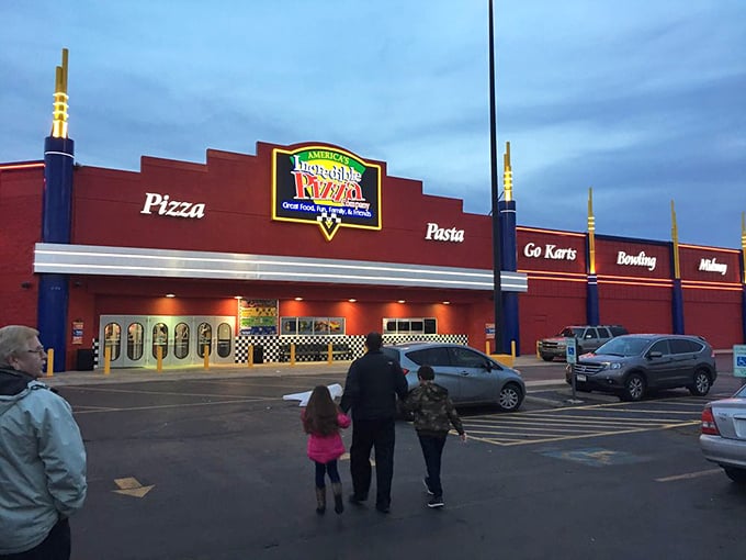 Where fun meets flavor! This massive red building houses some surprisingly delicious pizza alongside go-karts and bowling lanes.