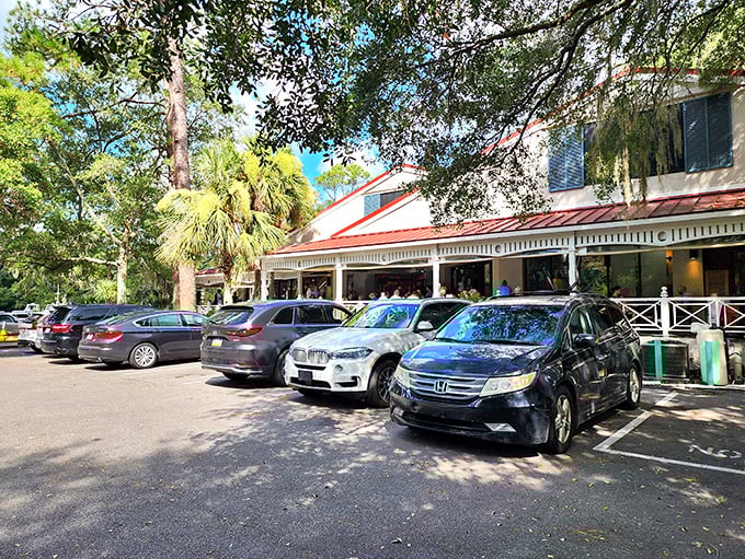 Palmetto Bay SunRise Cafe: Full parking lot? That's the universal sign for "locals know best." This Hilton Head gem is worth setting your alarm for.