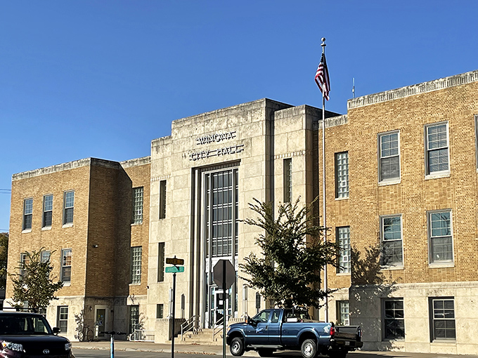 This Art Deco city hall stands like a midwestern Gotham City landmark&mdash;civic pride carved in limestone and bathed in Minnesota sunshine.