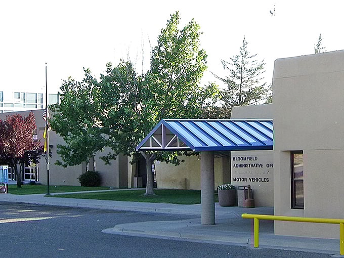 Small-town administrative efficiency with a touch of Southwestern flair&mdash;where getting your driver's license might actually be pleasant.