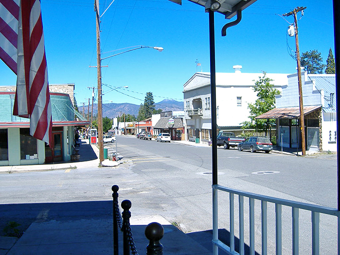 Main Street Etna could double as a movie set, minus the Hollywood price tag and plus the genuine small-town charm.