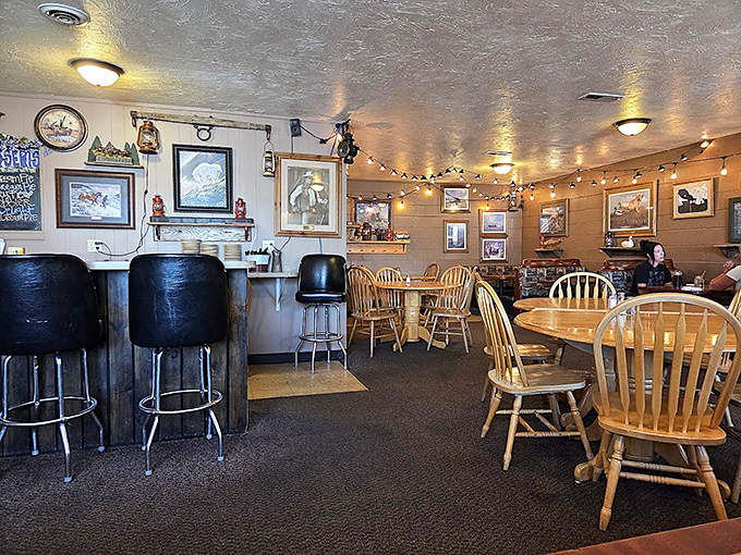 Inside, time slows down under string lights and wooden chairs that have supported generations of hungry Idahoans. The walls tell stories even when nobody's talking.
