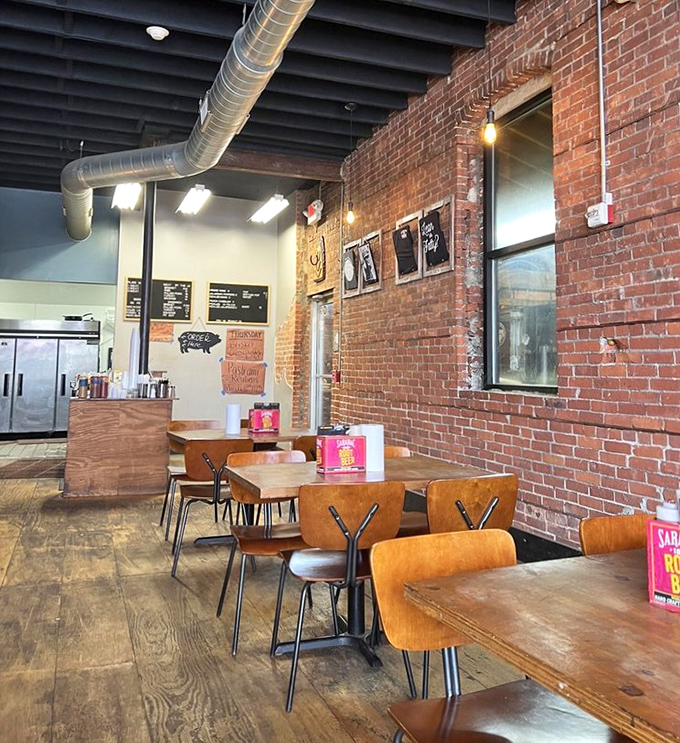 Blue-collar chic meets smoke-infused paradise. The simple interior lets you focus on what matters&mdash;that heavenly aroma promising delicious things to come.