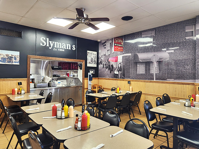 No-frills dining at its finest &ndash; where the d&eacute;cor takes a backseat to what really matters: sandwiches that require a building permit.