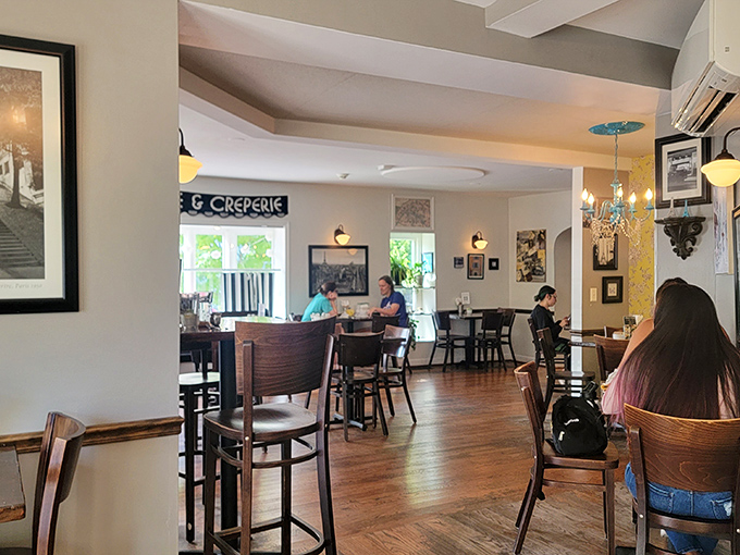 Where crepe dreams come true. The warm, inviting interior strikes that perfect balance between neighborhood caf&eacute; charm and Parisian-inspired elegance.