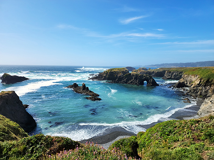 Nature's own infinity pool. The Mendocino Headlands offer drama that makes Hollywood jealous &ndash; turquoise waters meeting jagged cliffs in perfect harmony.