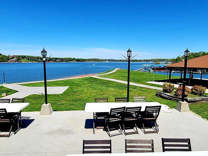 Point Resort's lakeside seating area: where your morning coffee comes with a complimentary dose of serenity.