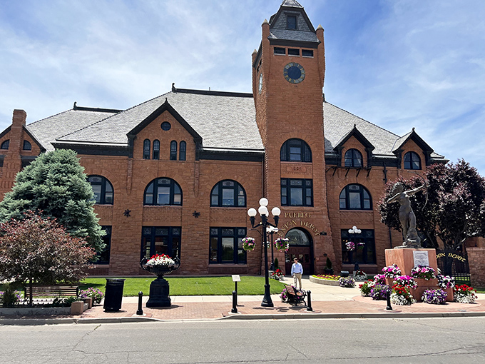 Union Avenue's Victorian splendor feels like stepping into a perfectly preserved postcard from Colorado's golden age.