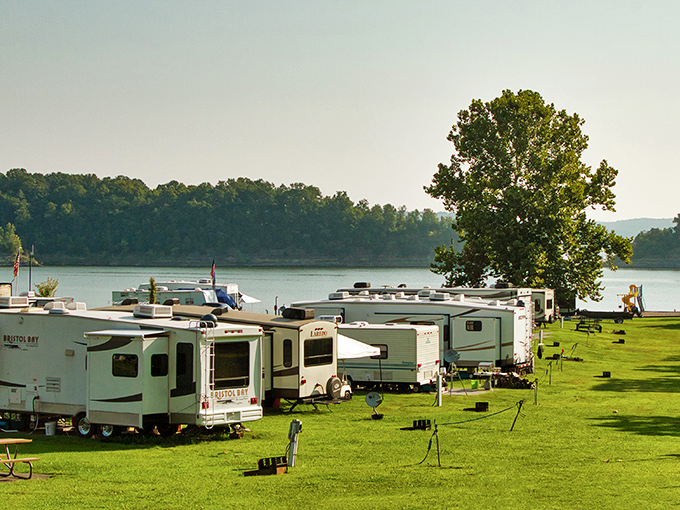 RV heaven with a view! These lakeside spots are the camping equivalent of waterfront property &ndash; without the property taxes.
