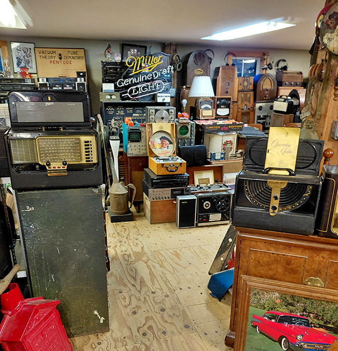 Time travel via technology! Vintage radios, a Miller sign, and audio equipment that would make any Gen-X collector weak in the knees.