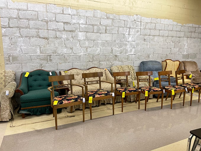 Mid-century seating arrangements waiting patiently for someone to recognize their vintage comeback potential and perfect living room fit.