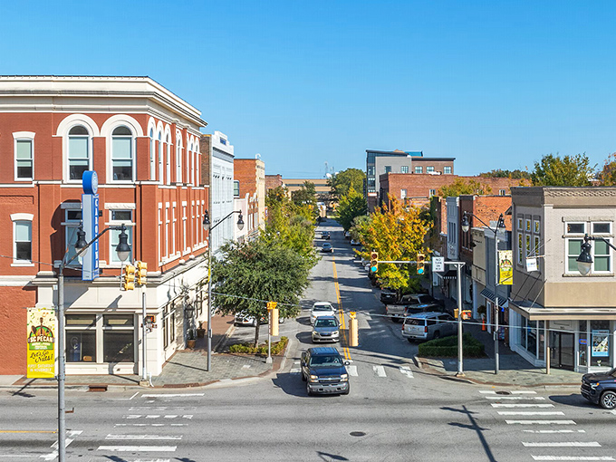 Downtown Florence offers that perfect postcard view&mdash;tree-lined streets, historic buildings, and not a tourist trap in sight.