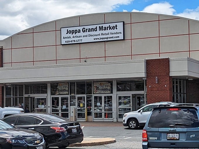 Where bargain hunters and treasure seekers converge. This Maryland marketplace is the retail equivalent of a choose-your-own-adventure book.