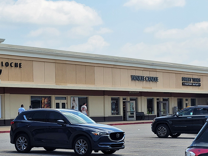 Yankee Candle offers a scented respite between shopping sprints, where you can literally buy the smell of "Shopping Trip Success."