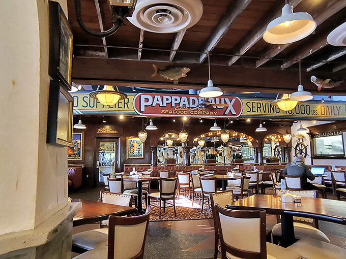 Inside, nautical charm meets Cajun comfort as decorative fish swim overhead and warm lighting transforms dinner into an occasion worth remembering.