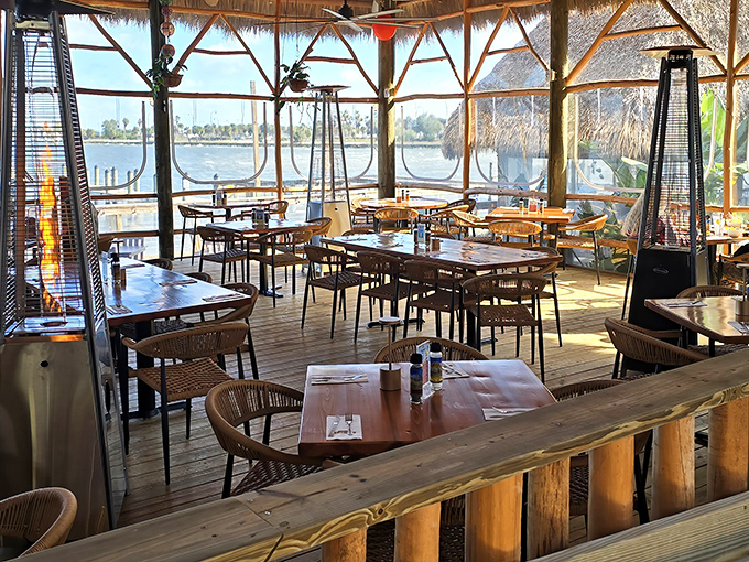Imagine dining with your toes practically in the water. This screened deck offers front-row seats to Florida's natural aquarium &ndash; the Indian River Lagoon.