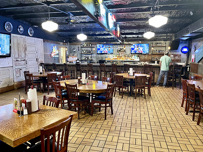 Where conversations flow as freely as the drinks, Hoot's interior strikes that perfect balance between bar comfort and restaurant charm.