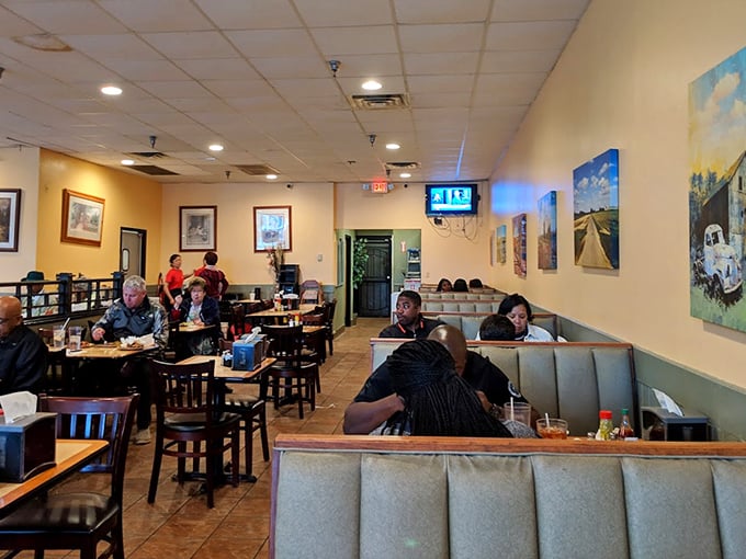 Inside, warm yellow walls and simple furnishings create the perfect backdrop for serious eating&mdash;no distractions from the main event happening on your plate.