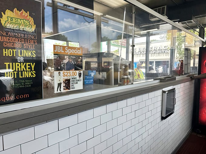 No-frills counter service where the focus is entirely on the food. The white subway tile backdrop is the perfect canvas for barbecue artistry.