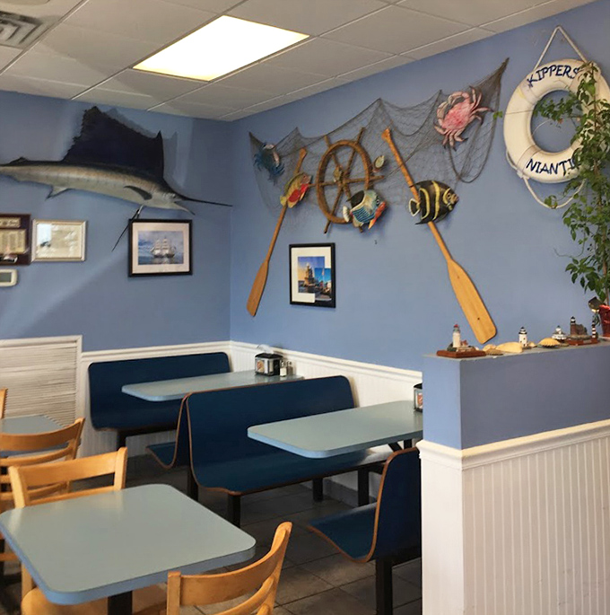 Nautical charm done right &ndash; wooden oars, fishing nets, and a mounted swordfish create an authentic maritime atmosphere without going overboard on the theme.