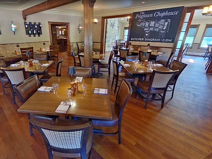 Clean, comfortable, and inviting&mdash;the dining room strikes that perfect balance between rustic charm and modern sophistication.