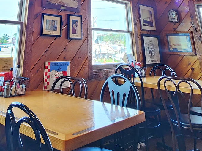 Wooden walls adorned with maritime memorabilia create the perfect backdrop for seafood feasting&mdash;like dining in a captain's quarters, minus the seasickness.