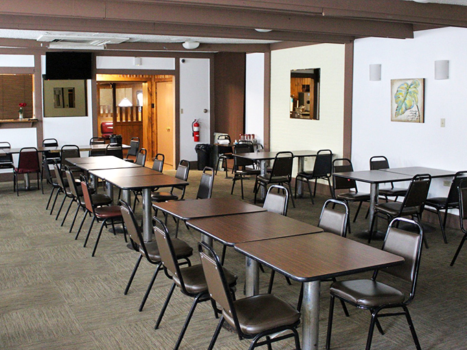 Sometimes the best dining rooms are the ones that remind you of church potlucks and family reunions.