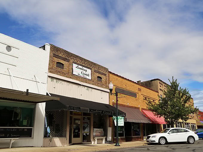 Arkadelphia's historic downtown looks like a movie set but costs like the 1950s. College town culture without the big-city price tag!