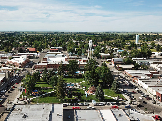 Burley's town square &ndash; where the most stressful traffic jam involves two tractors and a dog. The central park hosts community gatherings that cost less than a fancy coffee.
