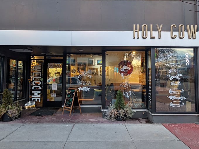 Holy Cow indeed! This modern Nampa storefront houses fried chicken that'll have you speaking in delicious exclamations with every crunchy bite.